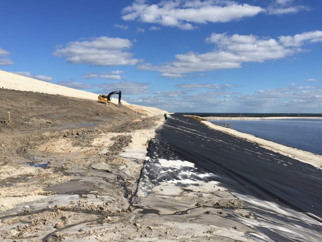 Gyp Stack Closure Job Underway - COMANCO